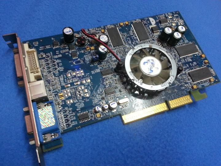 graficka kartica ati radeon 9600XT 128MB sapphire
