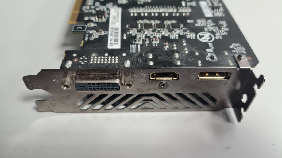 Graficka kartica Radeon RX 460 Gigabyte