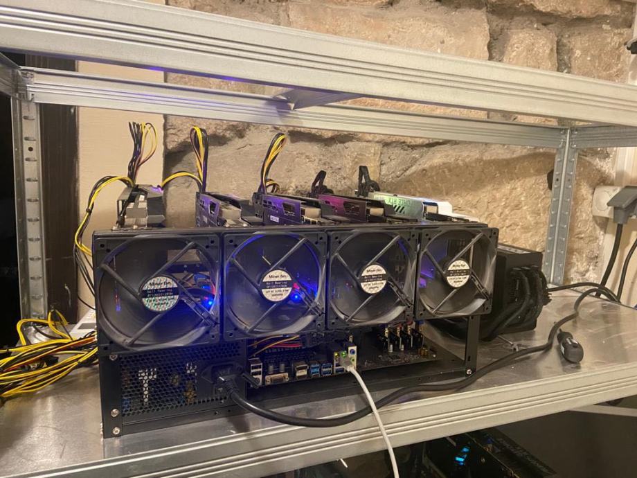 MINING RIG 4x NVIDIA 3090 (472 MHS)