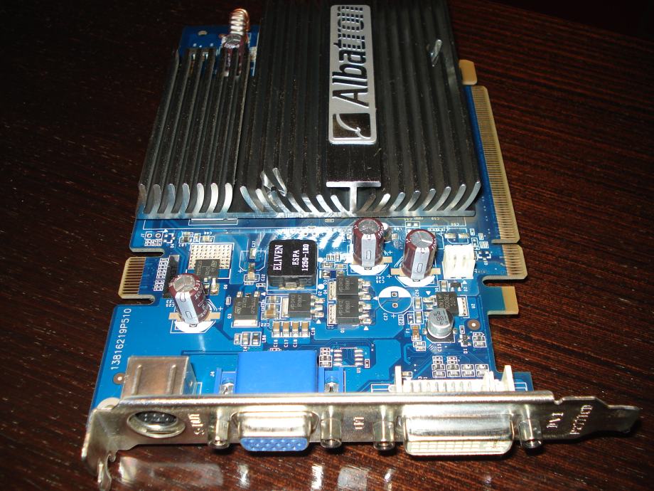 nVidia GeForce 7600 GS / 256 MB