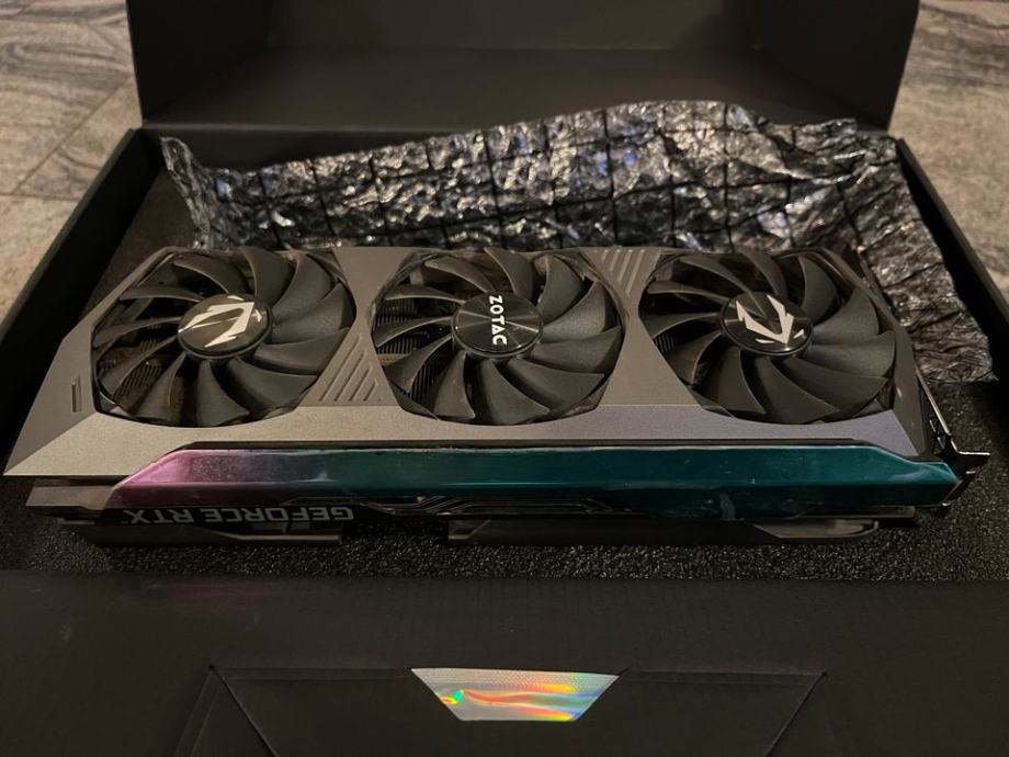 NVIDIA GeForce RTX 3080 Ti - 12GB GDDR6X