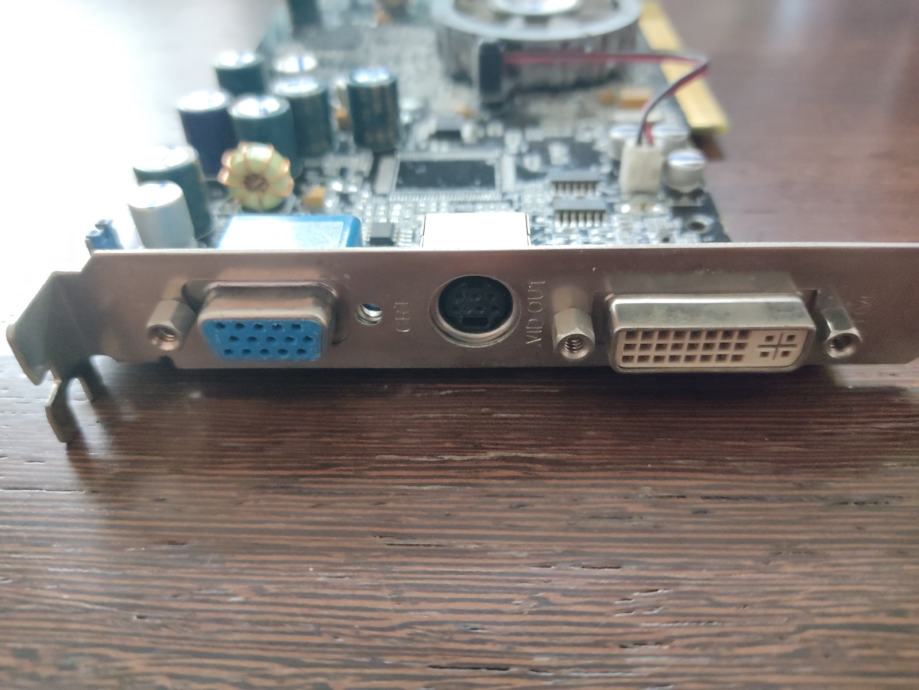 Radeon R9550 128MB DDR AGP grafička kartica