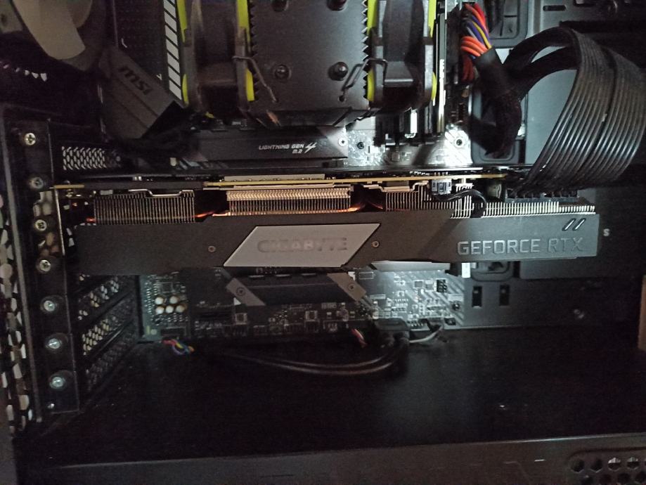 RTX 2080 Ti GAMING OC 11G *RAČUN*INSTAR*4.11.2022