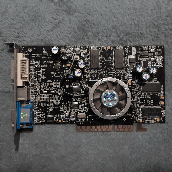 SAPPHIRE ATI Radeon 9600XT 128MB DDR AGP
