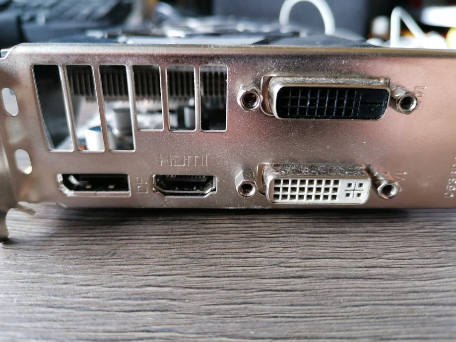 Sapphire Dual-X AMD Radeon R7 265 2GB DDR5