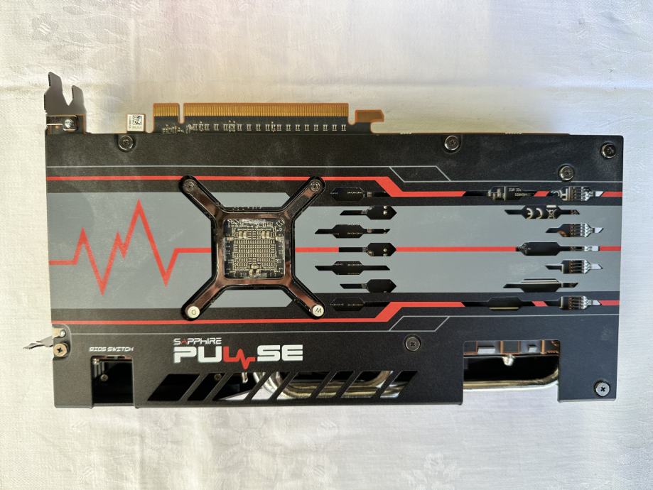 SAPPHIRE RADEON PULSE RX 5700 XT 8G; GDDR6