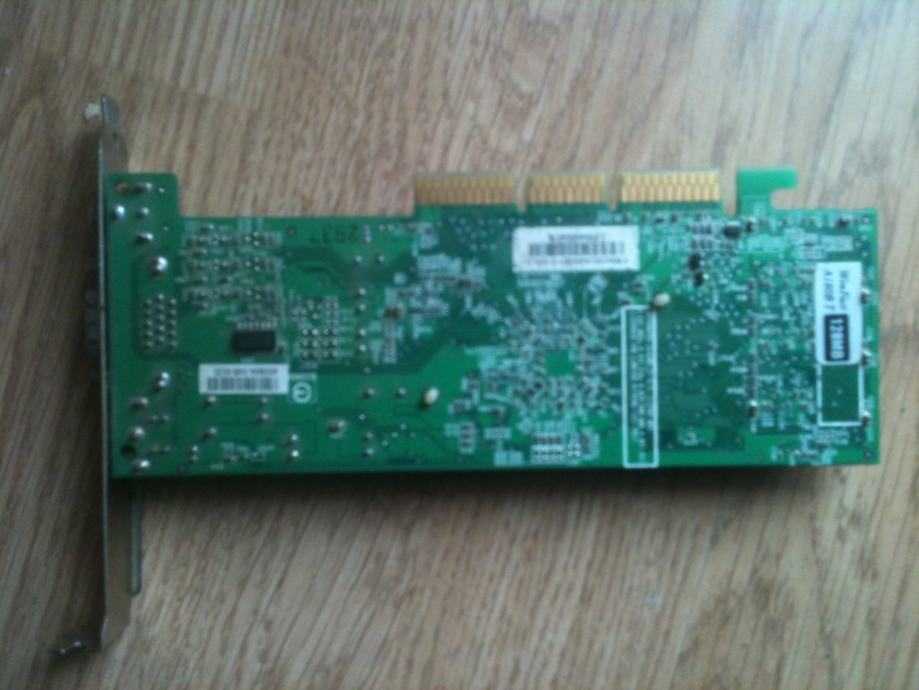 Nvidia WinFast A180BT 128MB AGP Grafička kartica