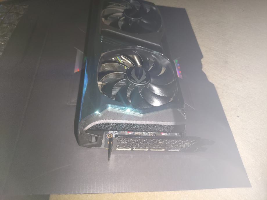 zotac gaming 3070 rtx amp holoblack ZAMJENA RAZNO