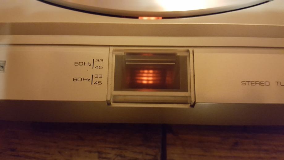 Benytone gramofon P50