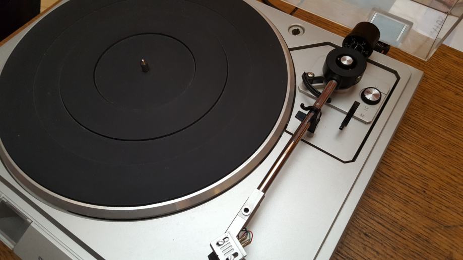 Benytone gramofon P50