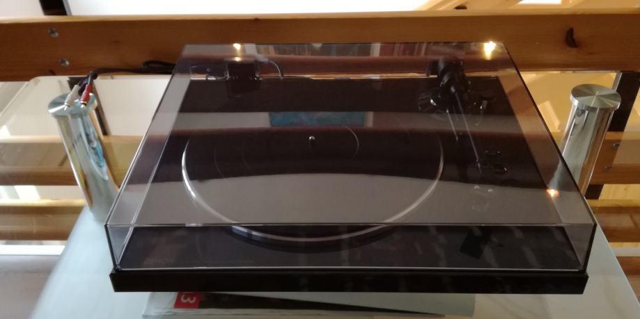 DENON DP-300 F GRAMOFON