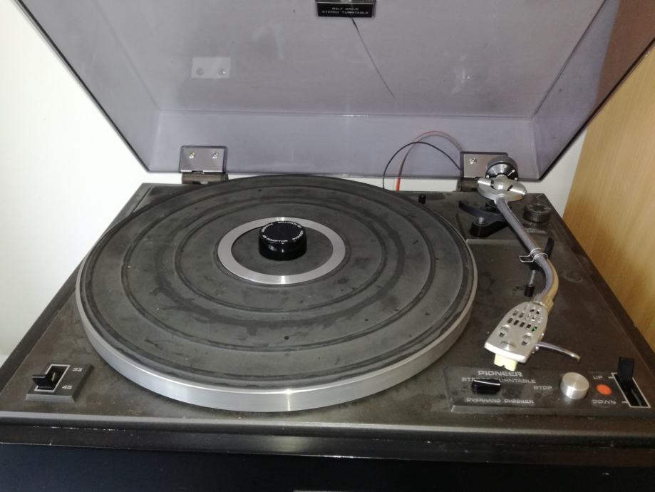 Gramofon Pioneer pl 12