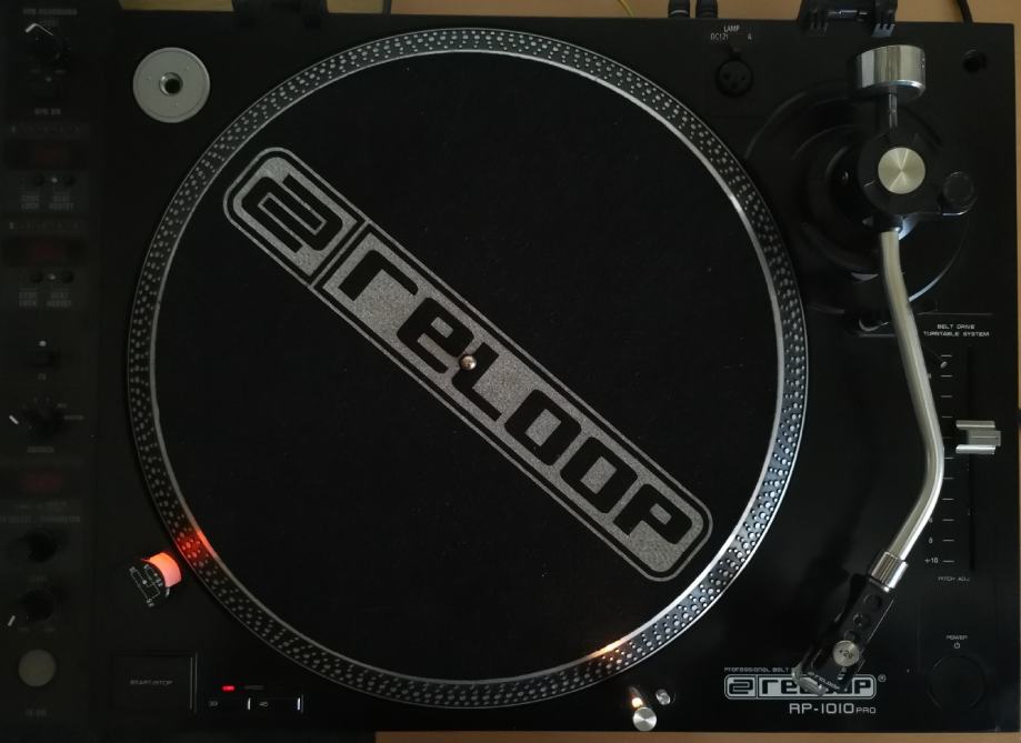Gramofon Reloop RP1010 Pro