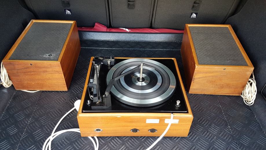 Gramofon RIZ Tosca 10