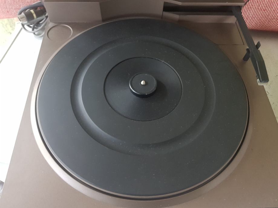 Gramofon Sharp