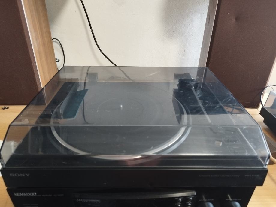 Gramofon Sony PS-LX 100