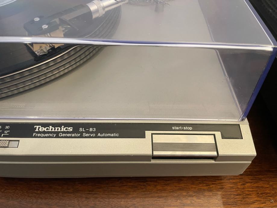 Gramofon Technics SL-B3