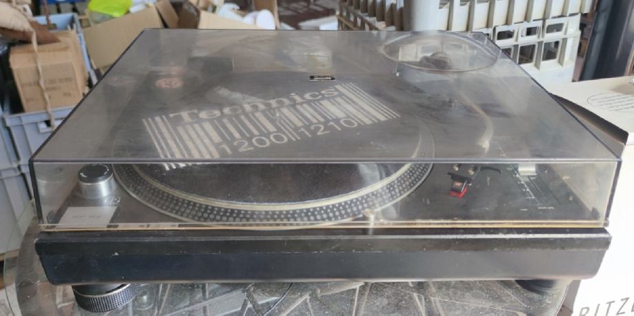 Gramofoni Technics mk2 - 2 komada