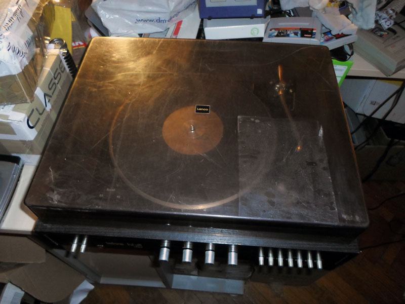 Komplet 2 gramofon a Riz Tosca 5 i Iskra Gerrard s pojačalom i ploče