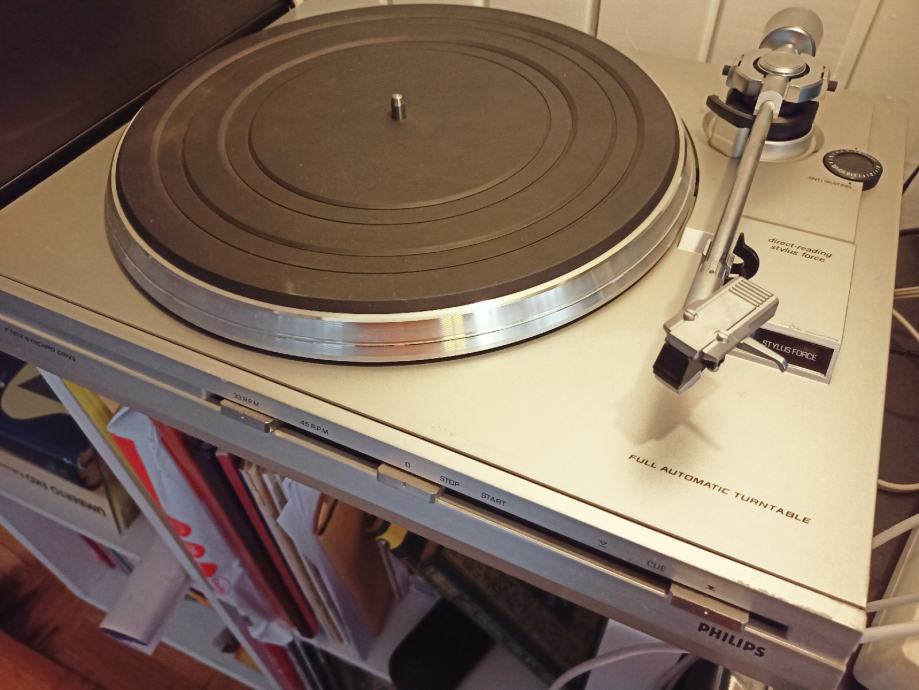 Philips F7212
