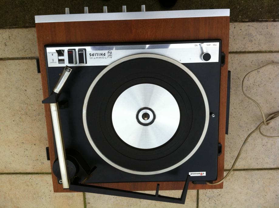 Philips stari gramofon