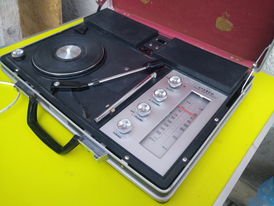 Radio +gramofon kofer