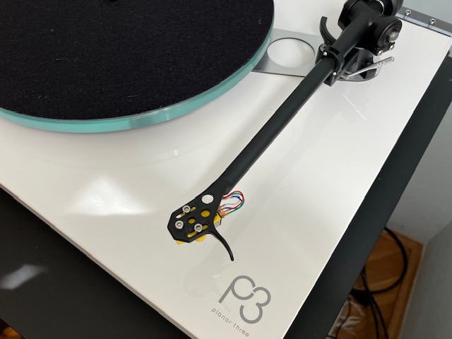 Rega gramofon P3, RB330 ručica, kao nov