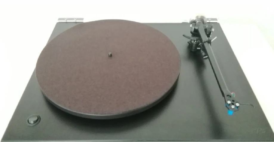 Rega P3-24 gramofon