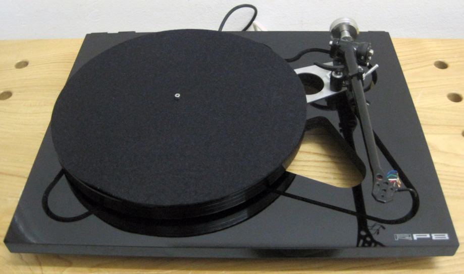 Rega Rp8 gramofon