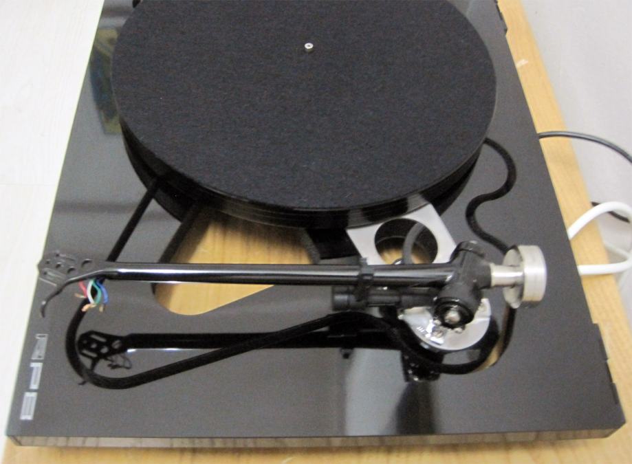 Rega Rp8 gramofon