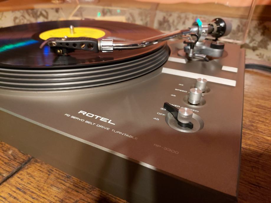 Rotel rp-3300