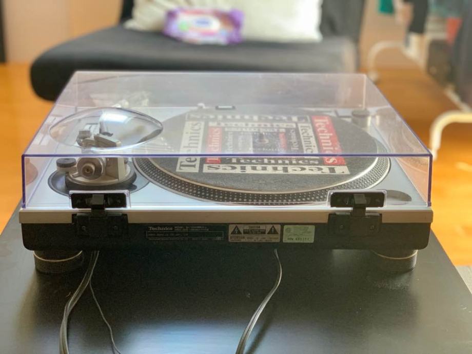 Technics SL-1200 MK2