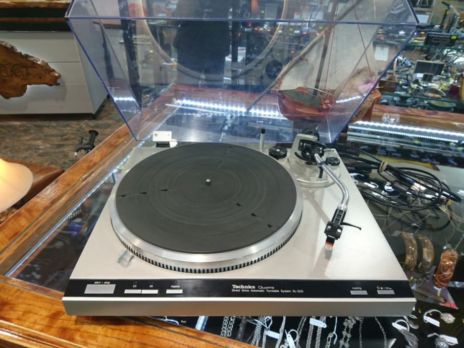 Technics SL-Q33 Gramofon