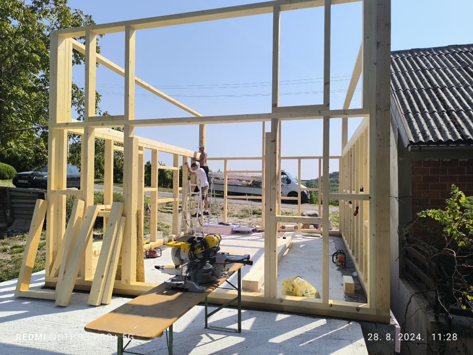 Drvene konstrukcije/Montažne kuće/Drvene kućice