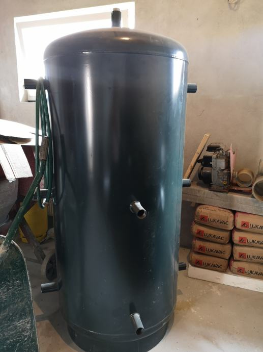 Akumulacijski spremnik tople vode +izolacija + električni bojler