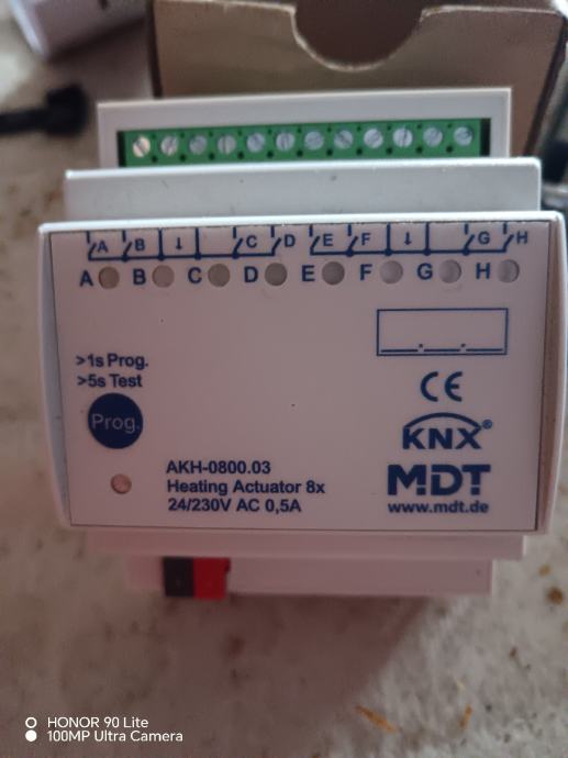 MDT AKH-0800.03 KNX akutator grijanja 8-struki 4TE REG 24-230 V AC