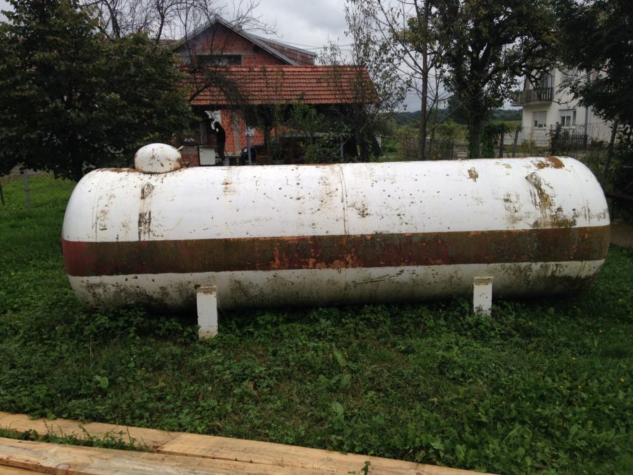 Plinski spremnik 4000 litara HITNO