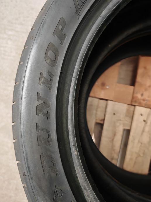 Gume ljetne Dunlop 245/45/18 2 kom.