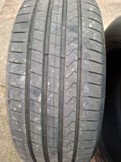 Gume ljetne Hankook 215/55/17 4 kom.