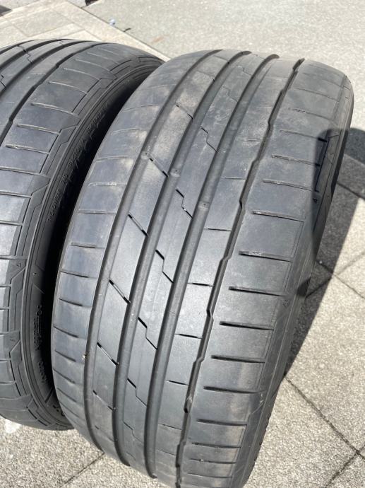 Gume ljetne Hankook 225/50/17 2 kom.