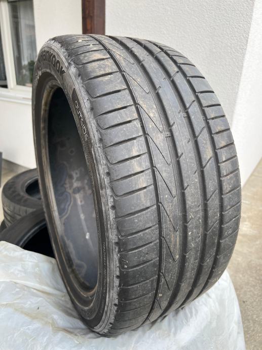 Gume ljetne Hankook 245/40/18 4 kom.