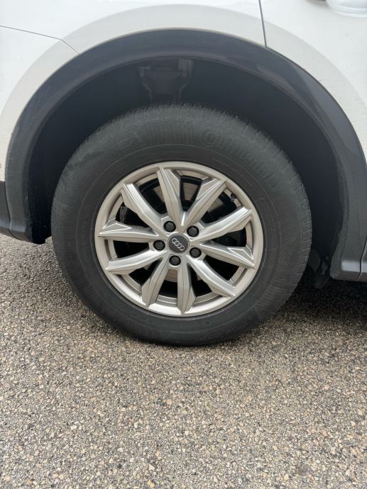 Gume zimske Continental 235/65/17 4 kom.