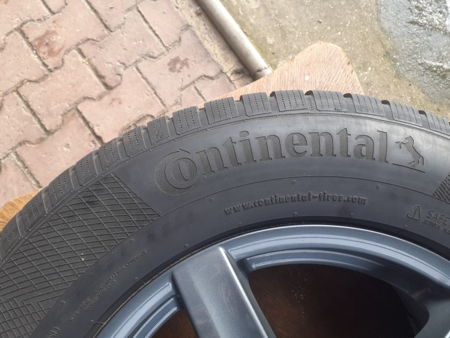 Gume zimske Continental 235/65/17 4 kom.