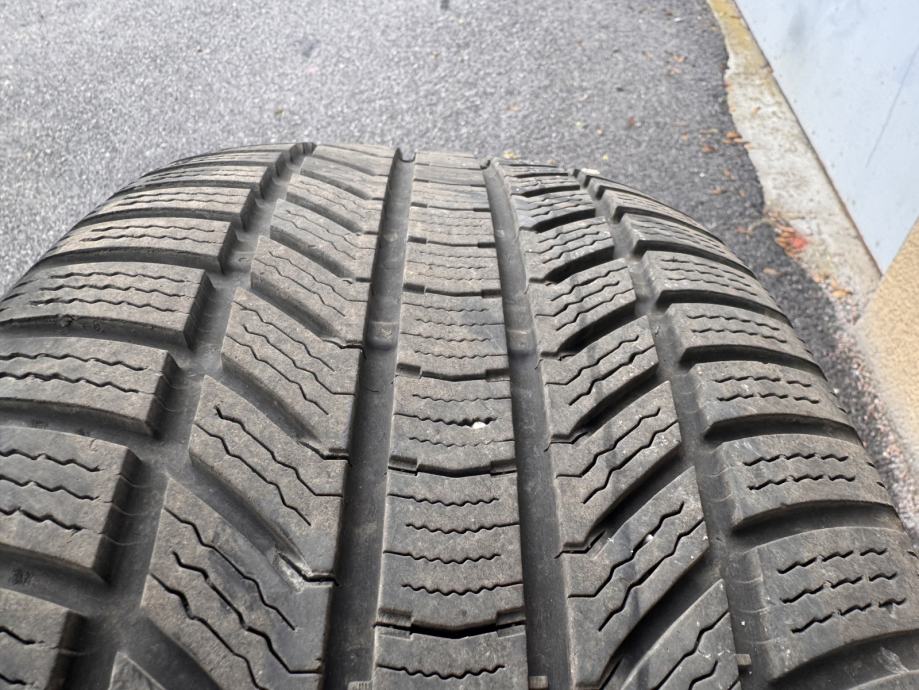 Gume zimske Continental 255/50/19 2 kom.