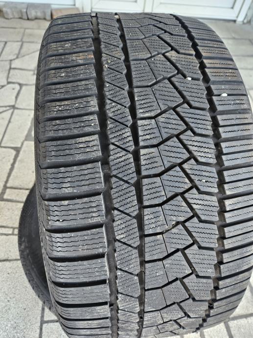 Gume zimske Continental 275/40/19 2 kom.