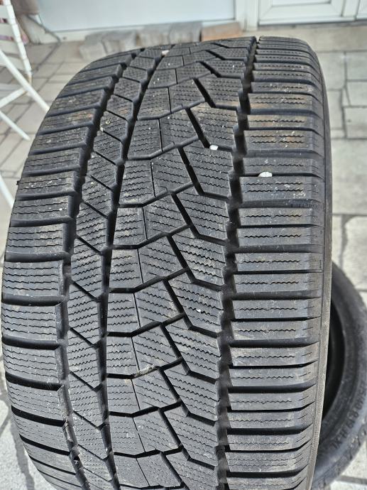 Gume zimske Continental 275/40/19 2 kom.