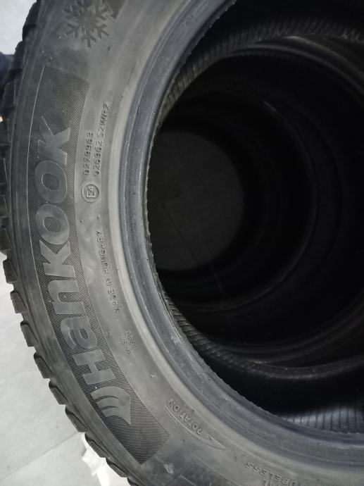 Gume zimske Hankook 205/55/16 4 kom.