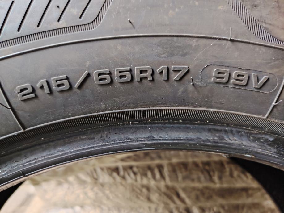 Gume zimske Michelin 215/65/17 4 kom.