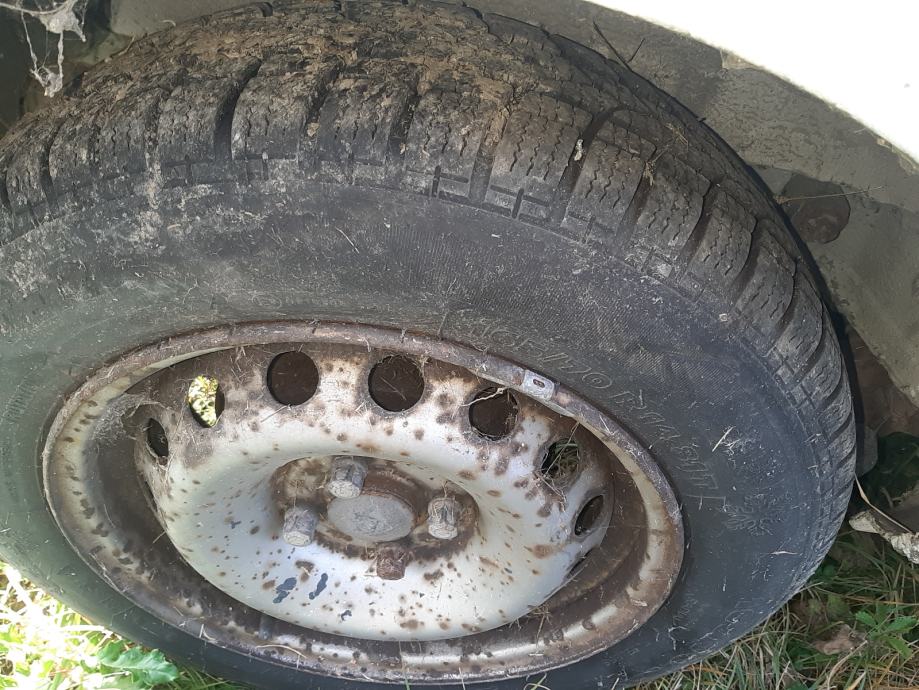 Gume zimske Taurus 165/70/14 4 kom.