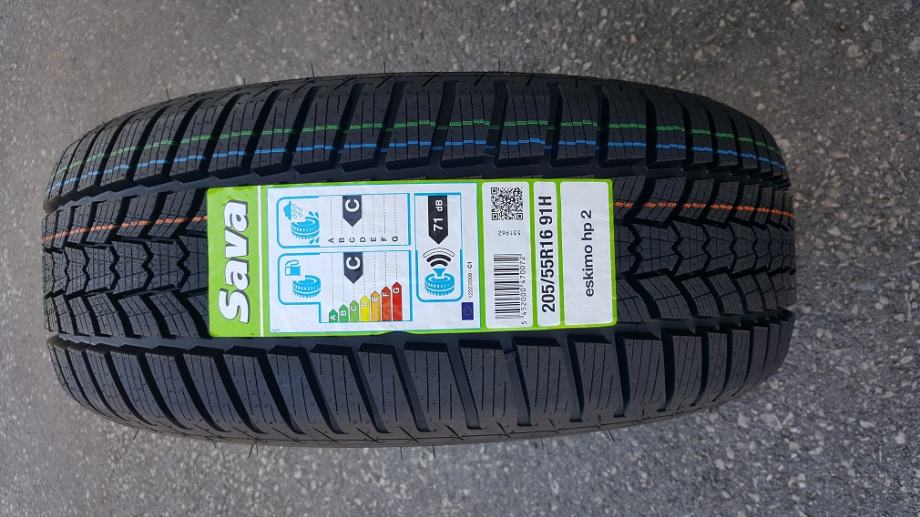 205/55/16 nove zimske Sava Eskimo HP2 68e/kom